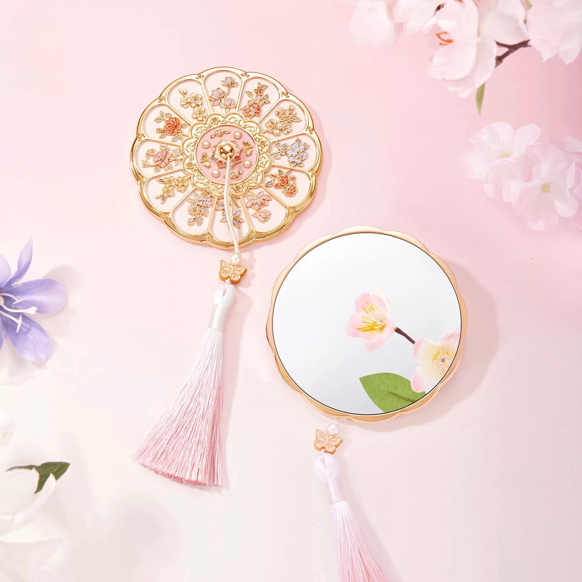 Chinese Style Folding Mirror – Chinese Art Gift for Women – Hanfu Story