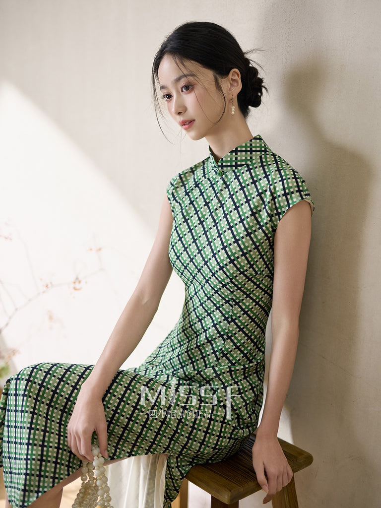 Short Sleeve Old Hong Kong Style Qipao | Jade – Hanfu Story
