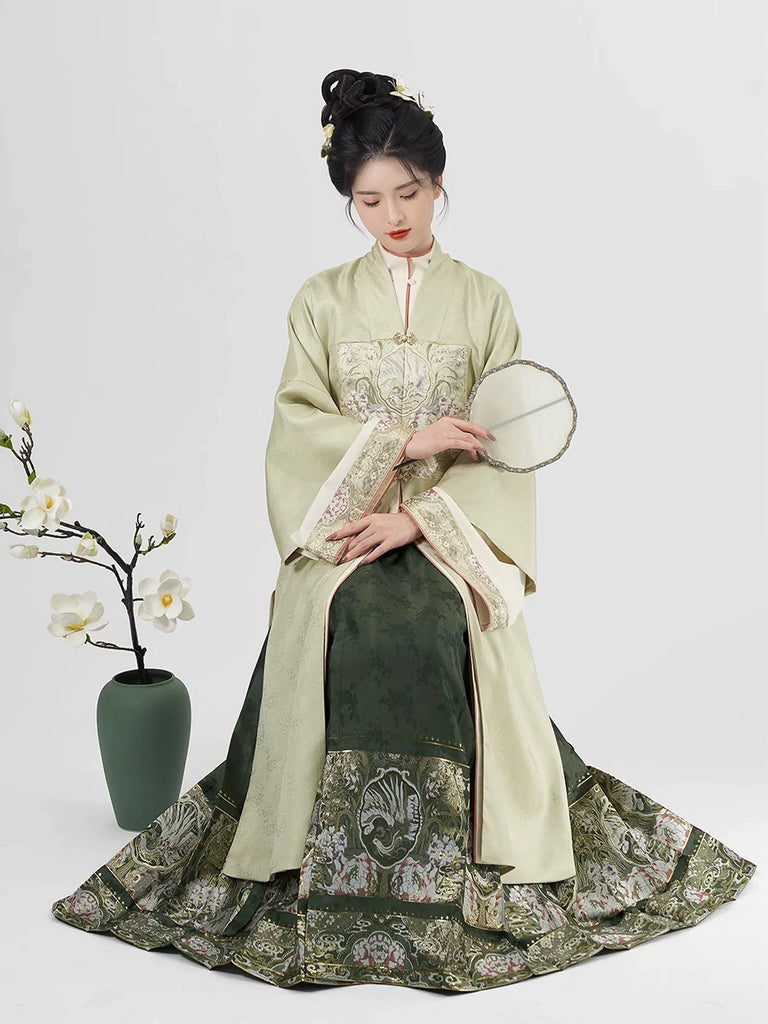 Ming Dynasty Traditional Hanfu Costume - West Lake 西池 (Preorder ...