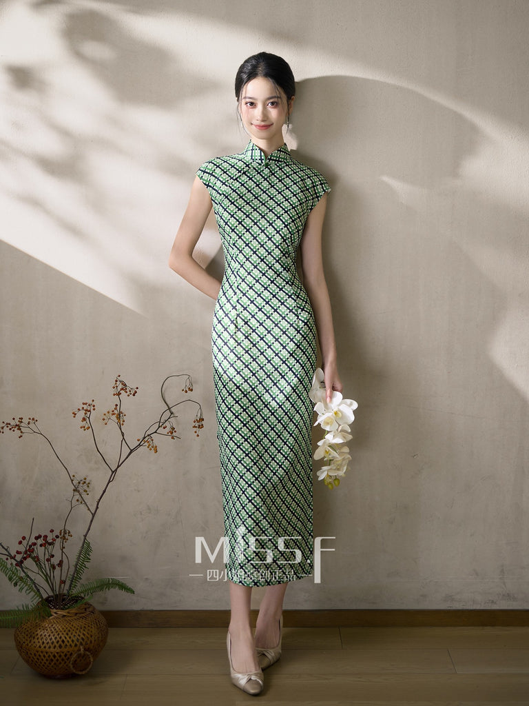 Short Sleeve Old Hong Kong Style Qipao | Jade – Hanfu Story