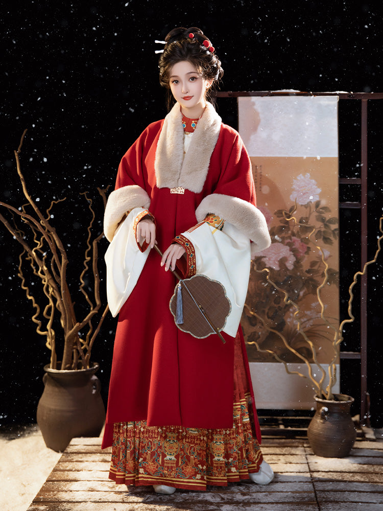 Festiva - Fur Coat & Mamianqun Ming Dynasty Hanfu Set – Hanfu Story