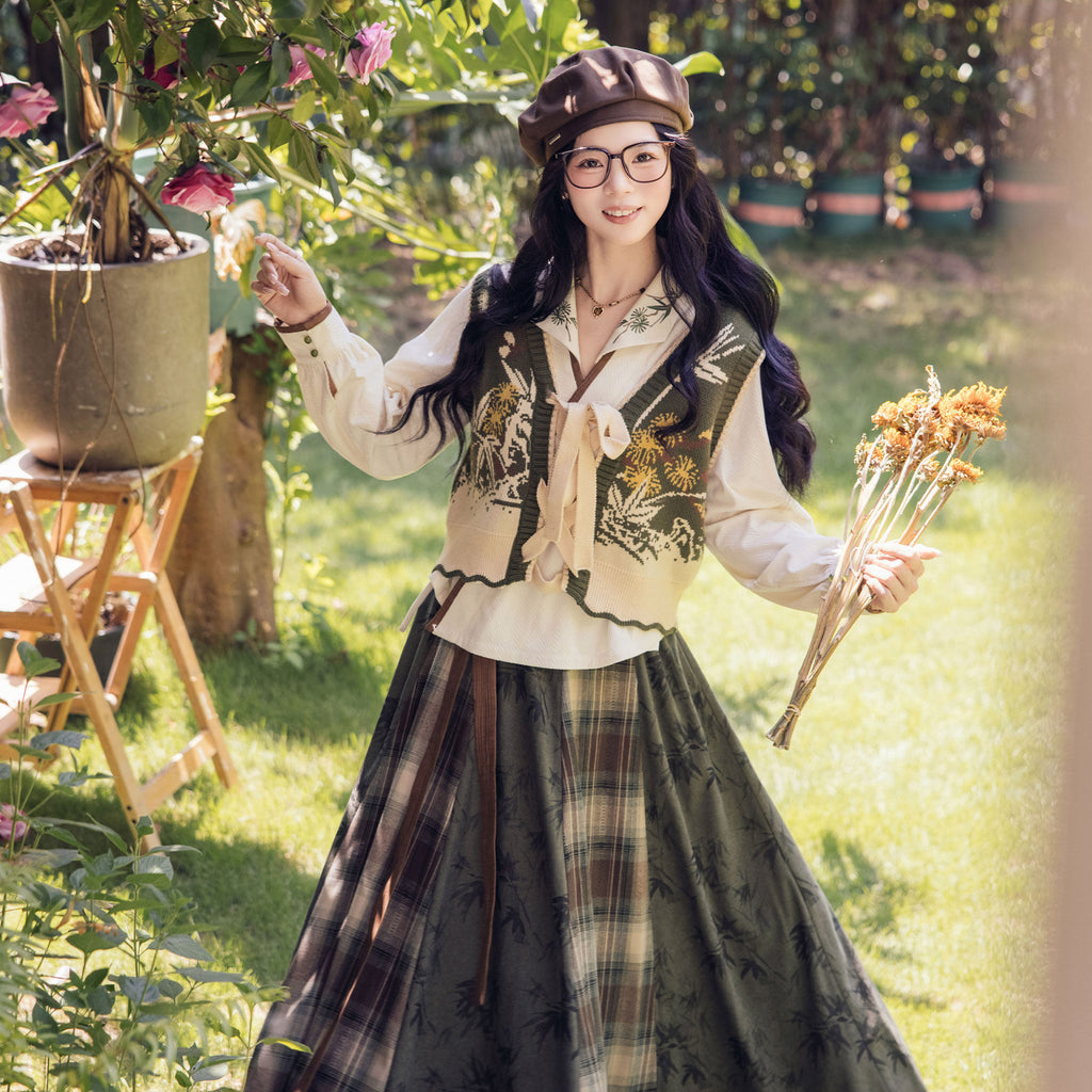 New Chinese Garden Style Knit Vest Top and Skirt - Suihan 岁寒三友 – Hanfu ...