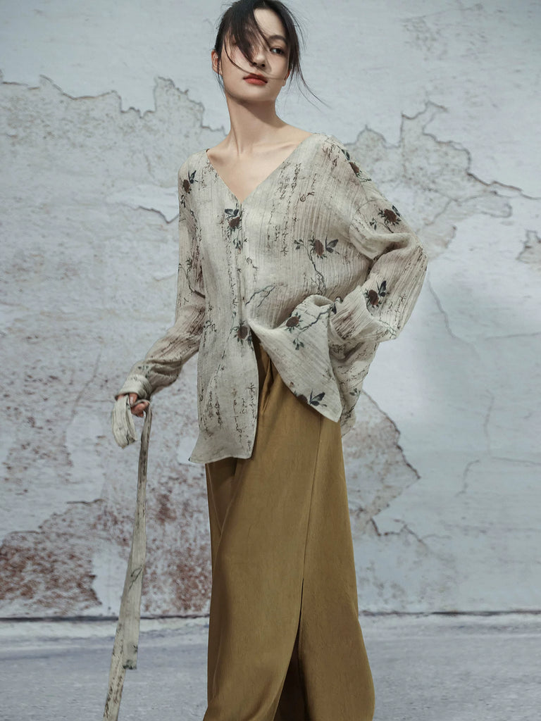 New Chinese Style Vintage Ink Butterfly Shadow V-neck Shirt – Hanfu Story