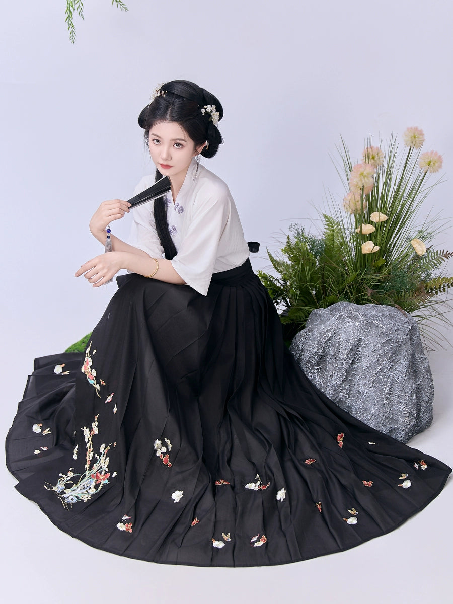 Plus-Size Hanfu, Chinese Clothing for Curvy Women | Sizes up to 6XL ...
