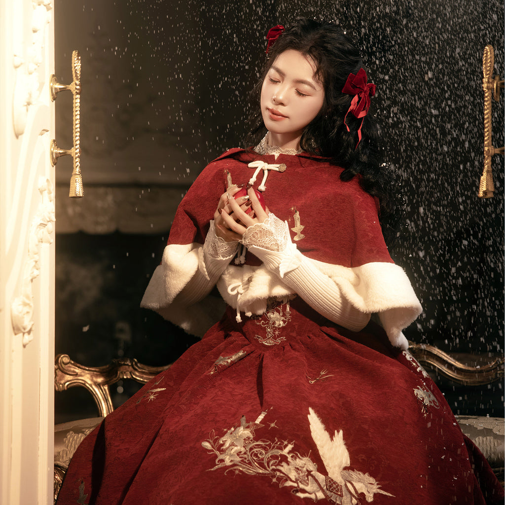 Neo Chinese New Year Cloak & Dress | Candlelight Dinner – Hanfu Story