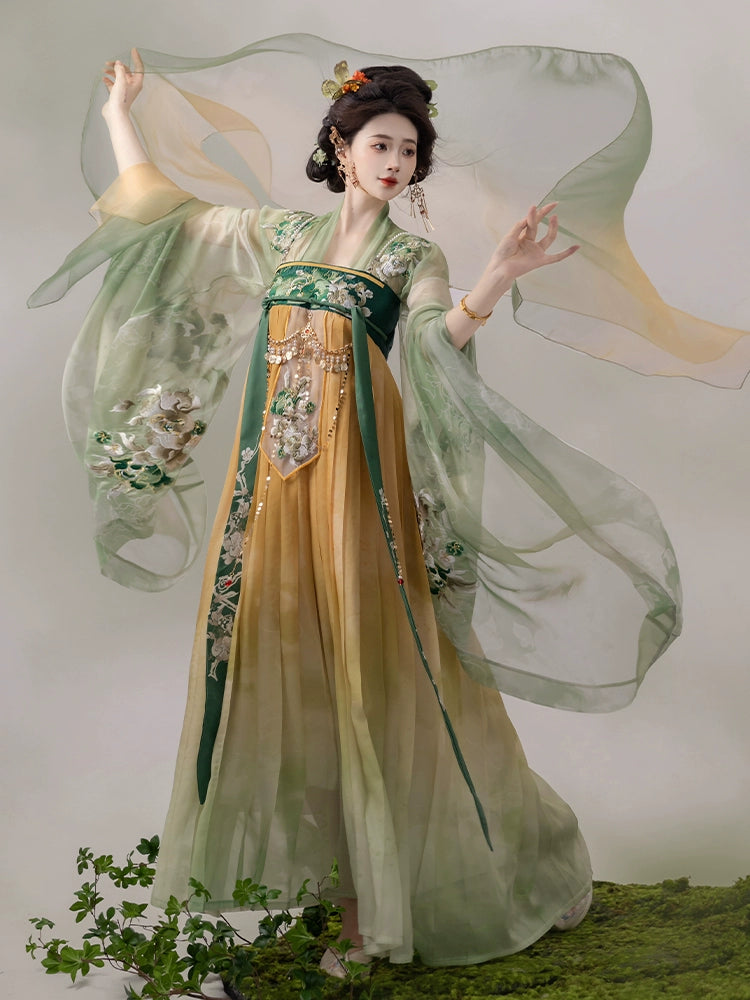 Chaohua 朝华 - Tang Dynasty Style Qixiong Ruqun – Hanfu Story
