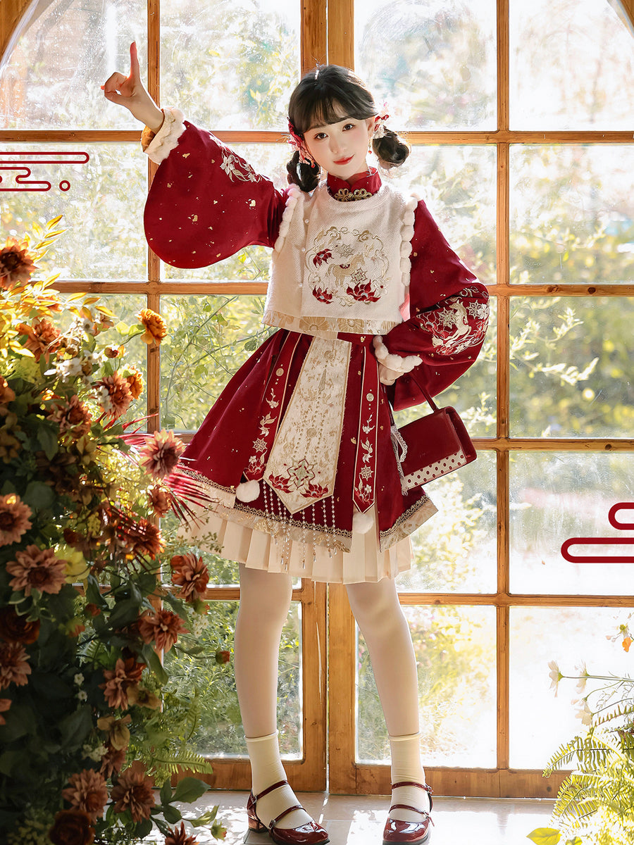 Festive Ming Dynasty Chinese New Year Hanfu for Winter - Gallop in Spr ...