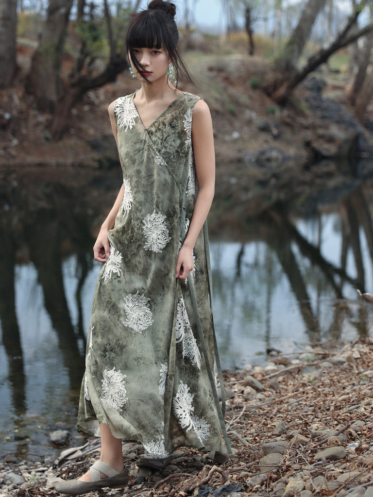Modern Chinese Clothing for Women – New Hanfu, Qipao & Street Style ...