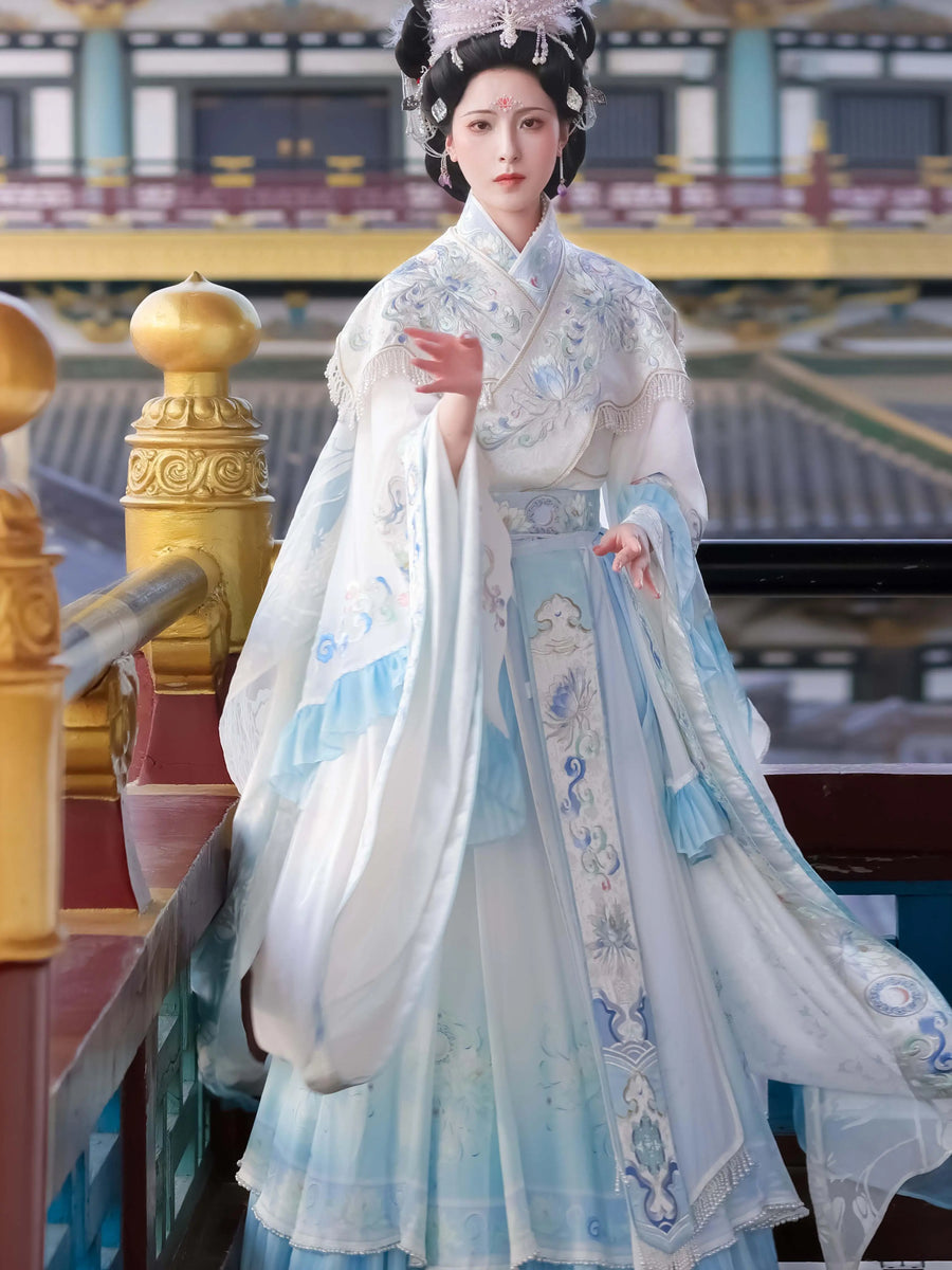 Moon Goddess 月神 - Wei Jin Goddess Style Qiyao Ruqun Mythology Costume ...