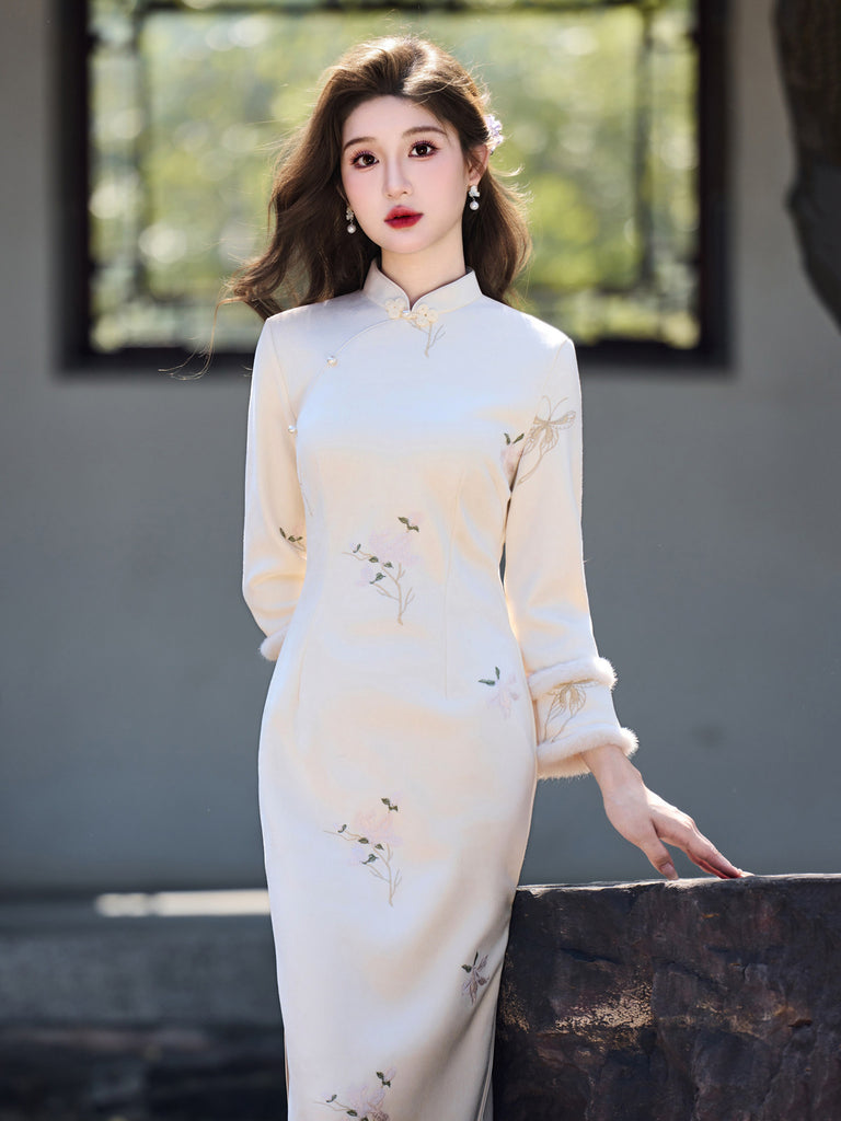 Long Sleeve Fur Trim Midi Qipao and Vest | Snow White – Hanfu Story