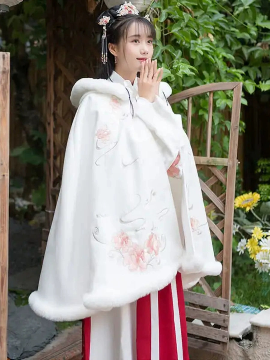Plus-Size Hanfu, Cloaks for Curvy Women | Sizes up to 6XL – Hanfu Story