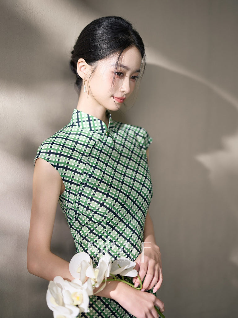 Short Sleeve Old Hong Kong Style Qipao | Jade – Hanfu Story