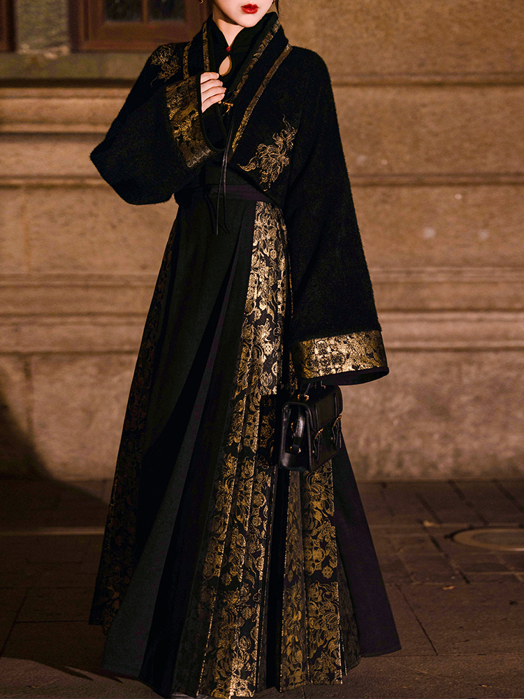 Ming Dynasty Modern Hanfu Black Gold-Thread Embroidered Mamian Skirt a ...