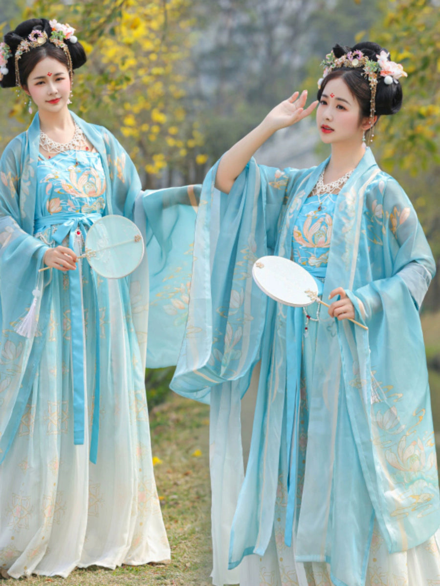 Plus-Size Hanfu, Chinese Clothing for Curvy Women | Sizes up to 6XL ...