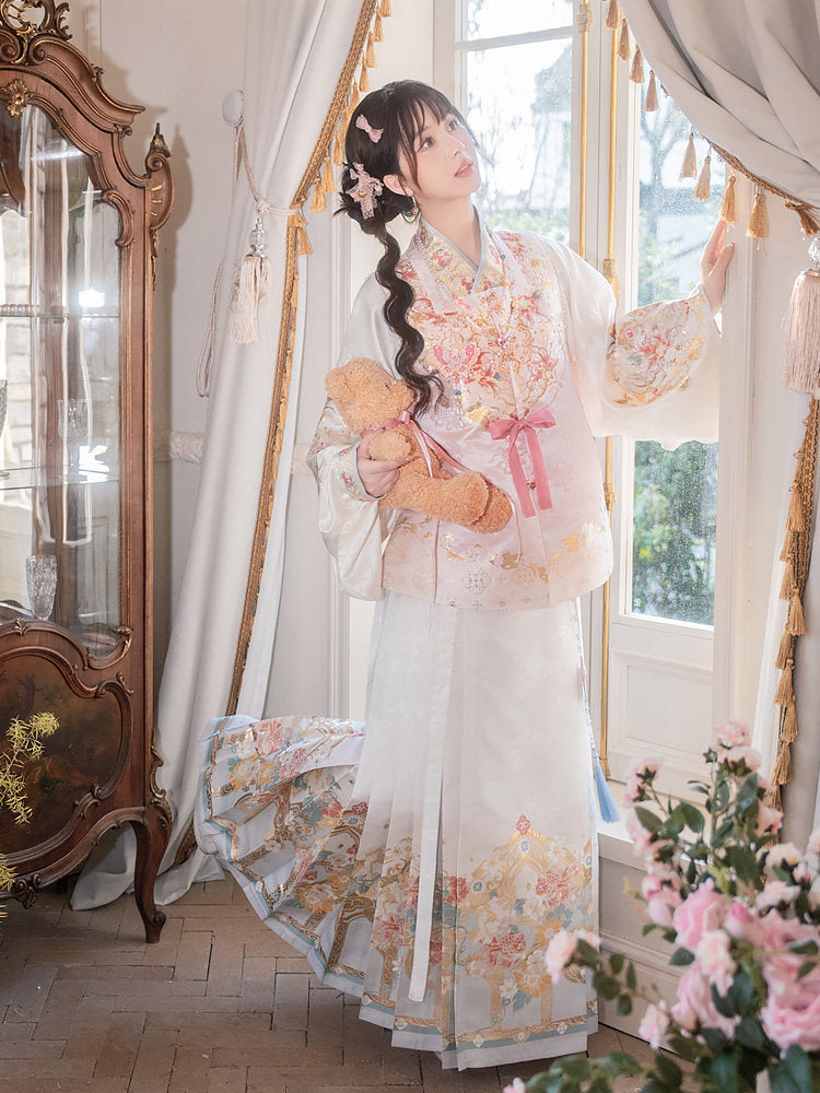 Ming Dynasty Spring Hanfu Set with Pipa-Sleeve Bijia & Mamian Skirt ...