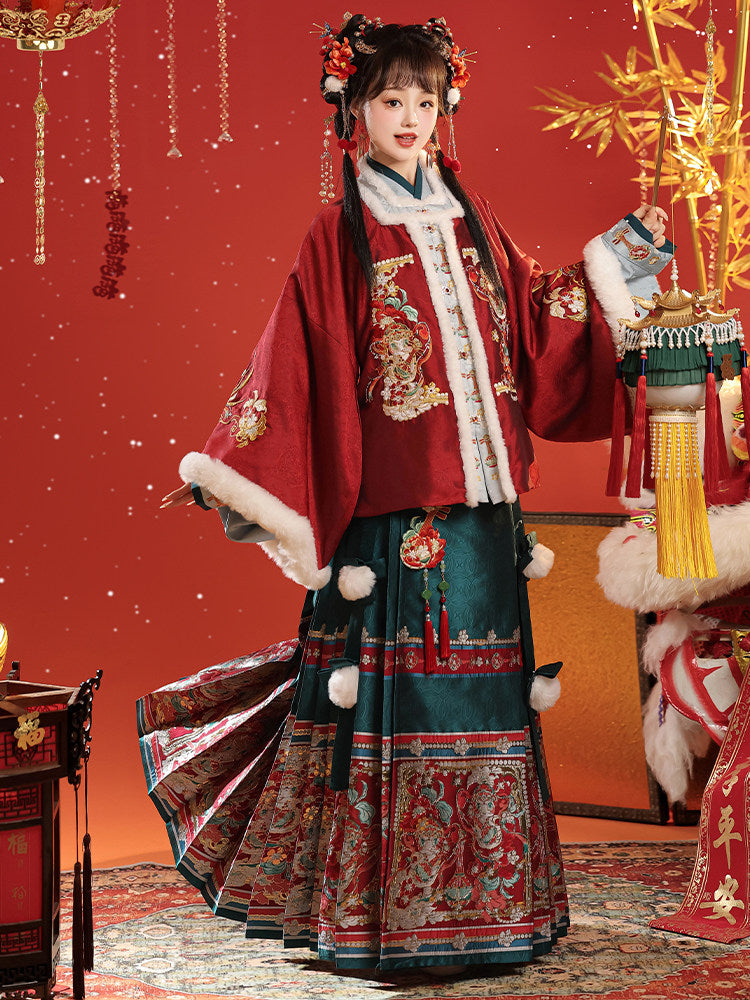 Ming Dynasty Chinese New Year Festival Hanfu | Dunhuang Capital 玉京敦煌 ...