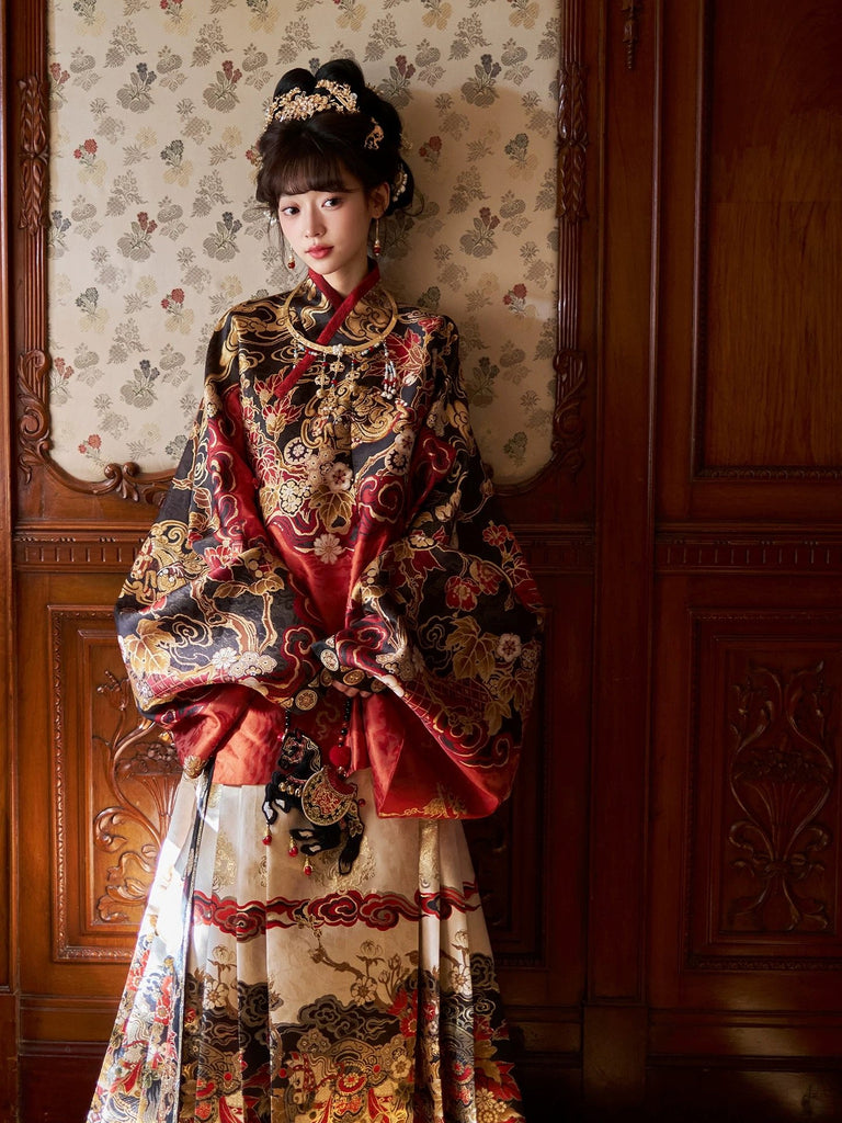 Ming Dynasty Chinese New Year Hanfu - Xuanma Qiankun 玄马乾坤 (Year of Hor ...