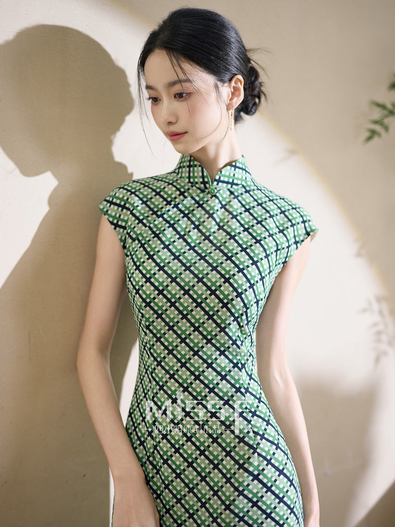 Short Sleeve Old Hong Kong Style Qipao | Jade – Hanfu Story