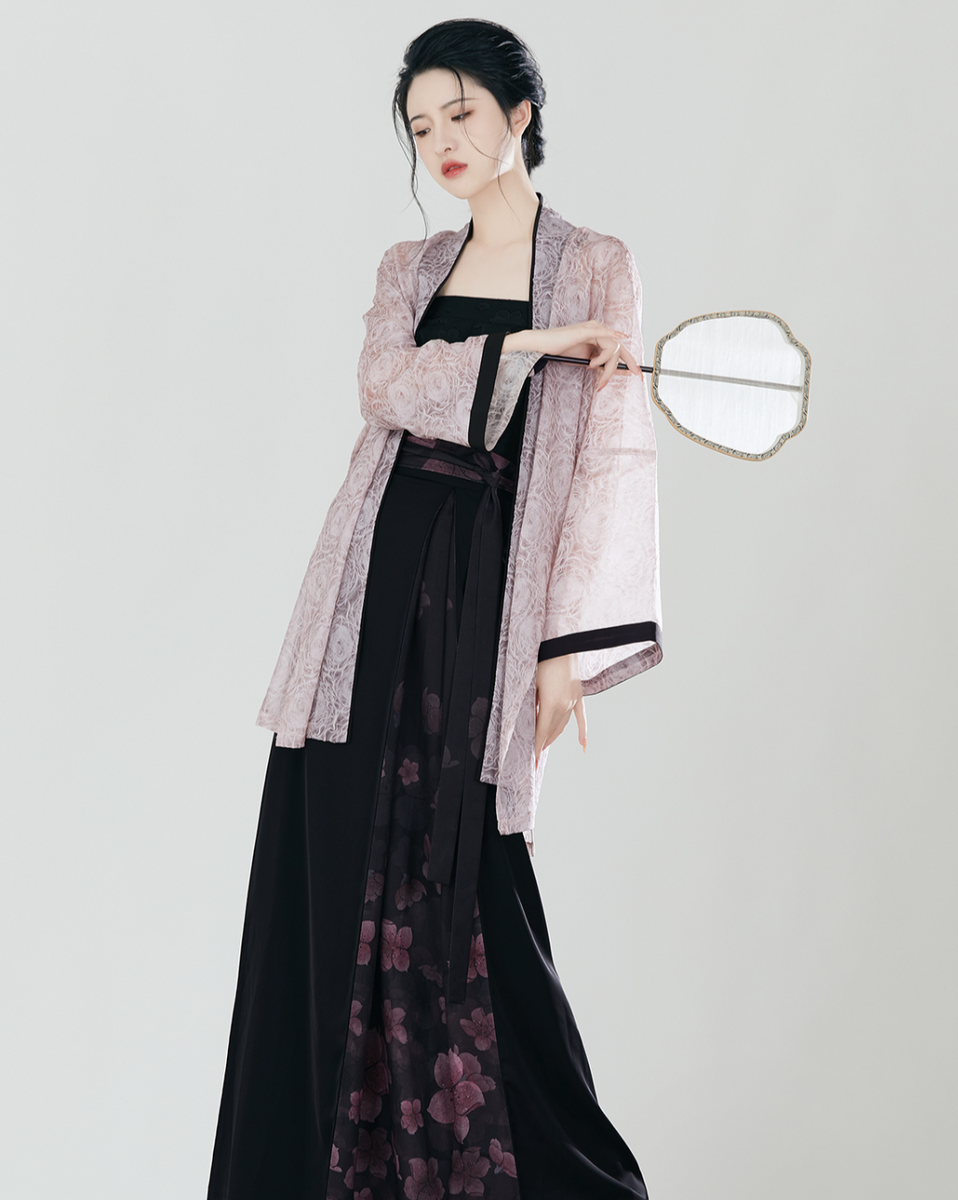 Modern Chinese Hanfu Outfits & Dresses | Tradition meets Modern | Hanfu ...